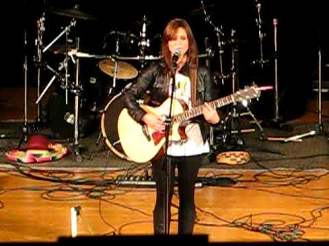 Amy Kuney LIVE!!! all downhill from here - YouTube