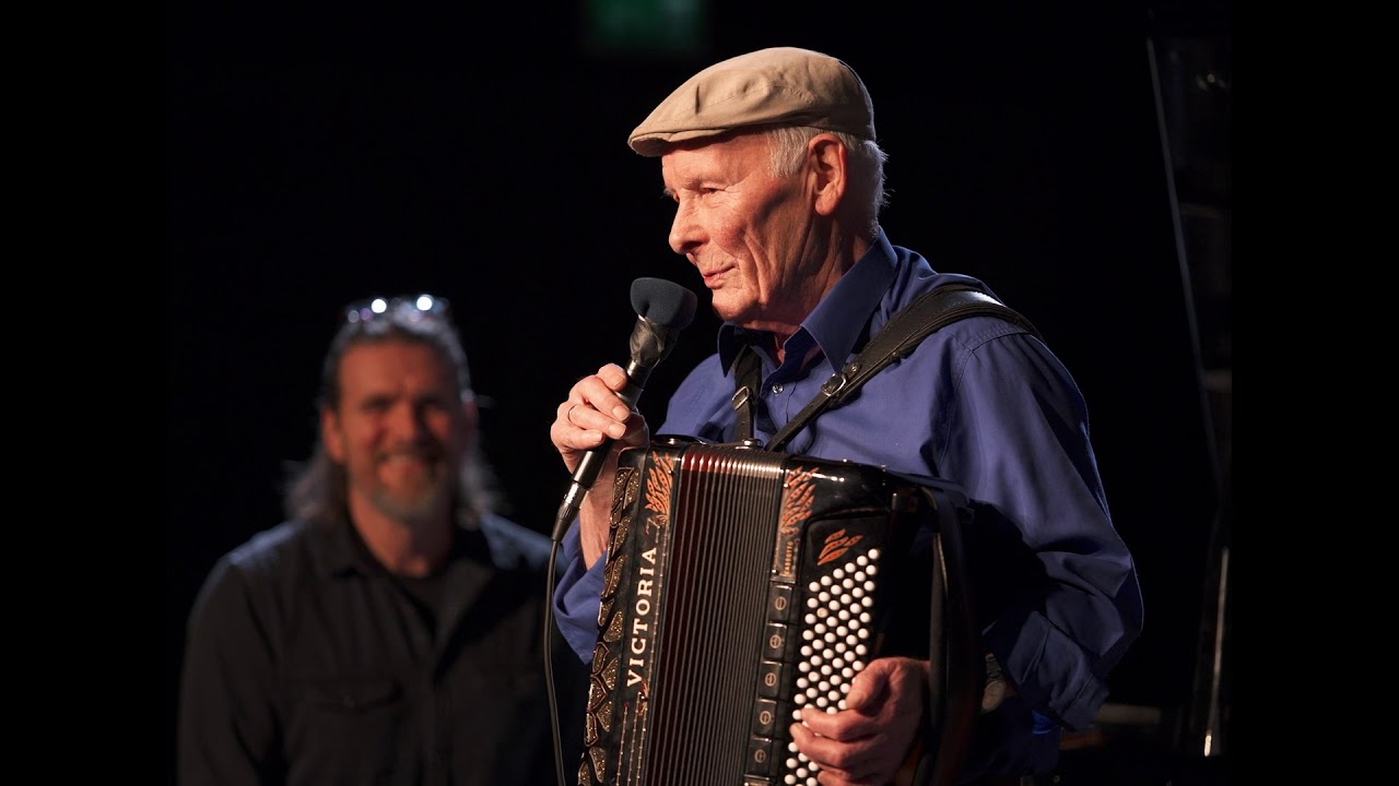 Villi Valli - Tónleikar í Edinborgarhúsinu, nóvember 2016 - YouTube