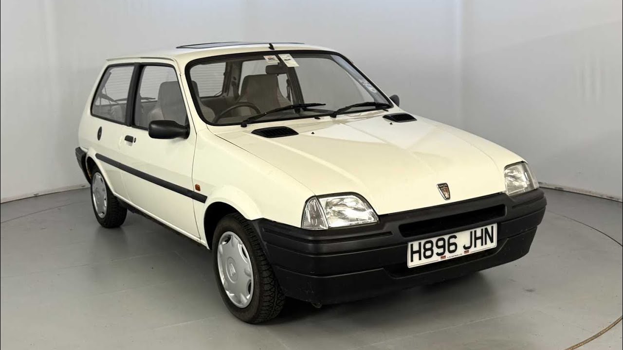 Rover Metro - YouTube