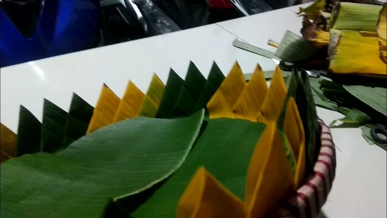 Gigi Belalang ( Untu walang) hiasan tampah dari daun pisang - YouTube
