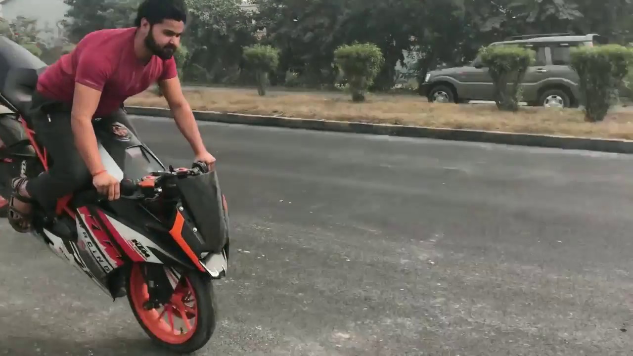 ktm stunts | ktm rs stunts | ktm duke 200 stunts - YouTube