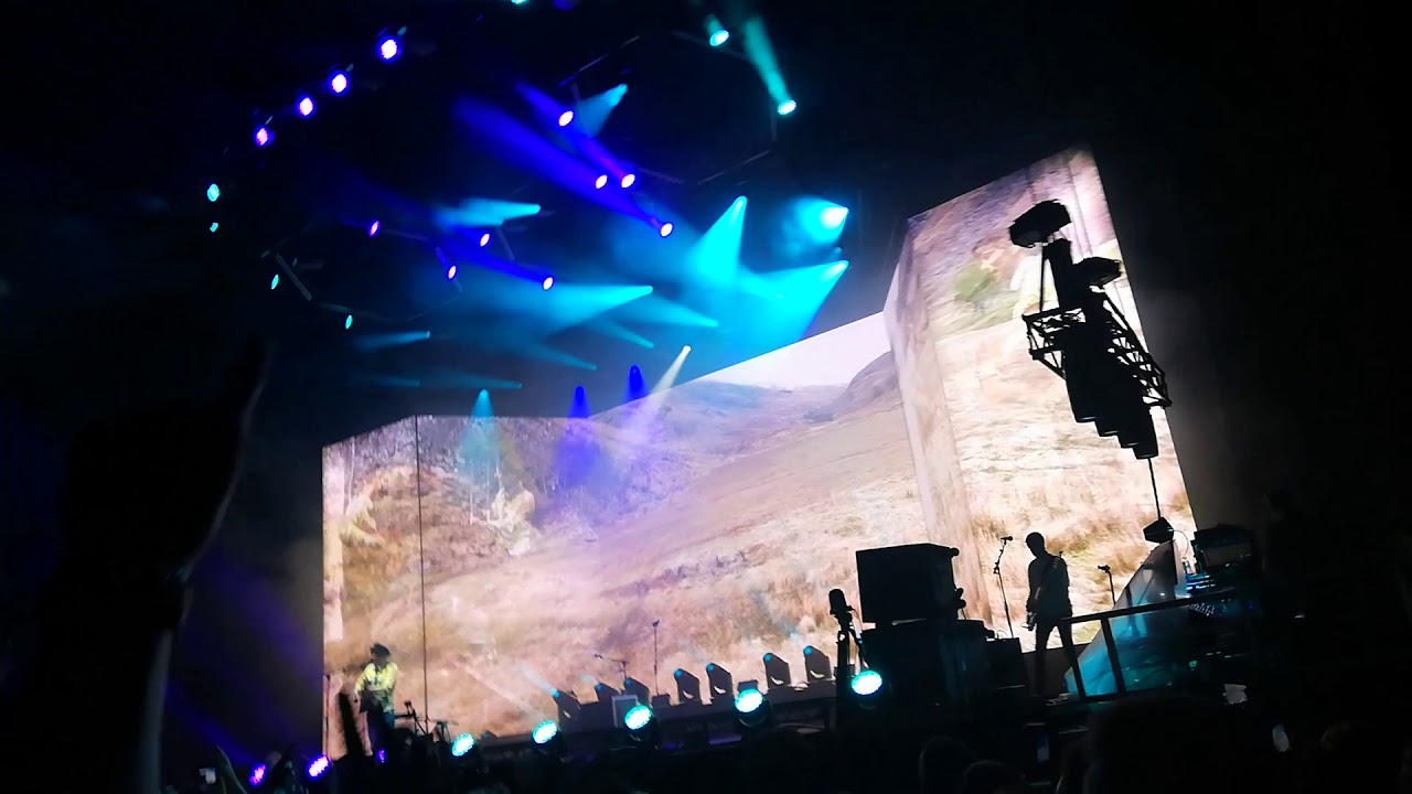 Gerry Cinnamon - canter live in Dublin - YouTube