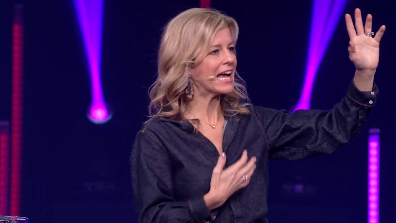 Rebekah Lyons - Rhythms of Renewal // OCEAN Conference 2019 - YouTube