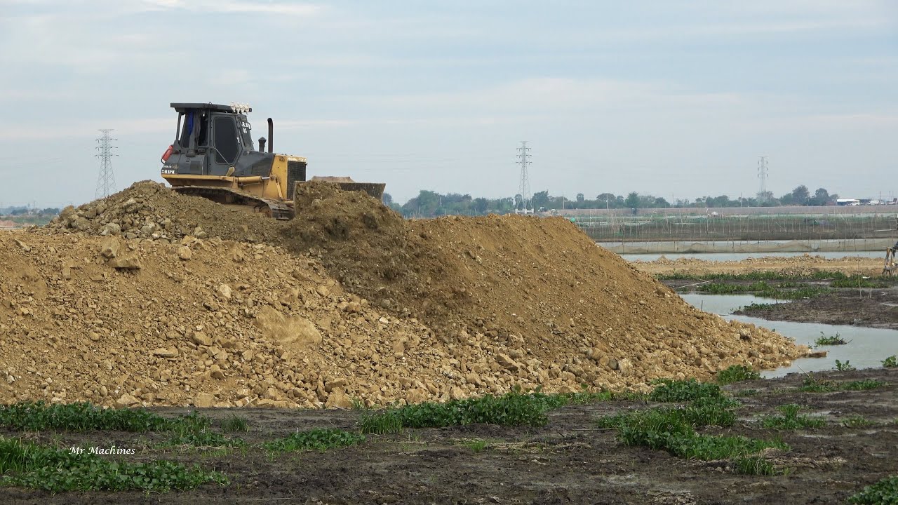 Best Construction Machinery Bulldozer Heavy Moving Dirt and Dump Truck ...