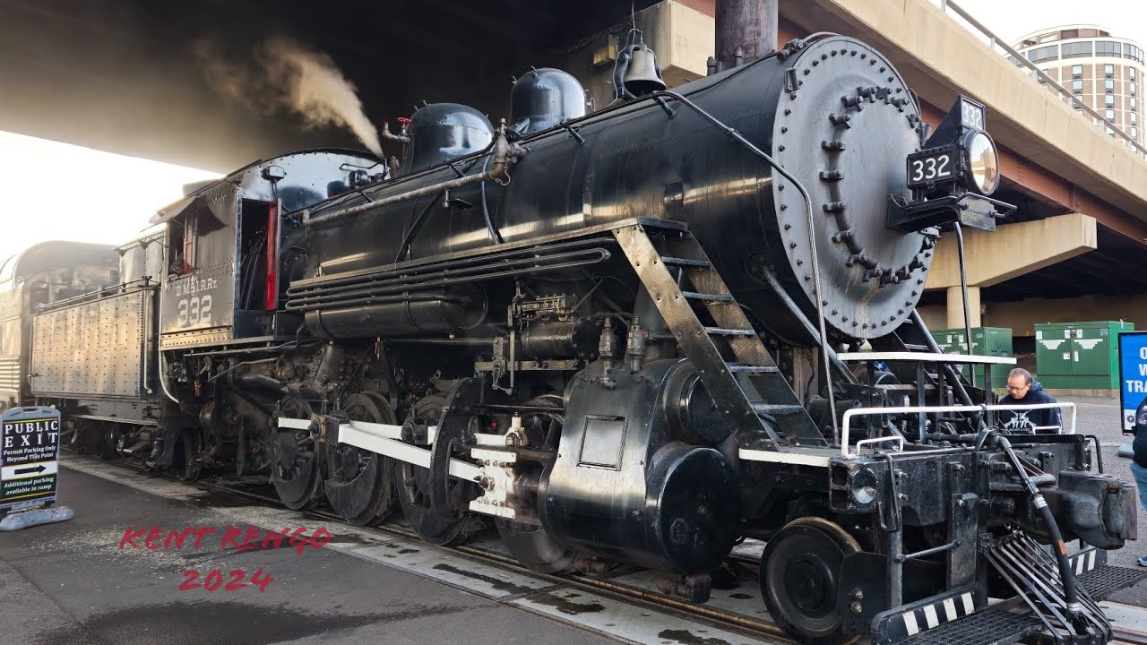 DM&IR 332 Upgrade Along the Shore - YouTube