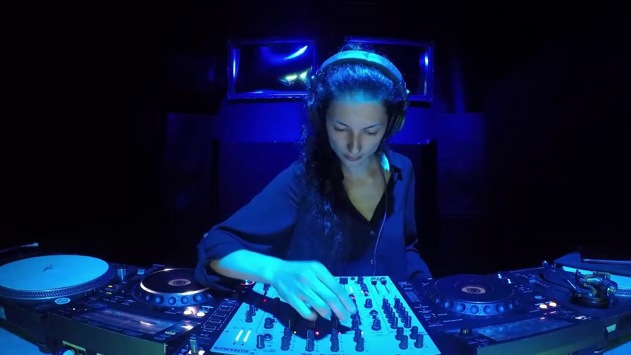 The Blue Oyster: olga er / 04.09 / 20 - 21 - YouTube