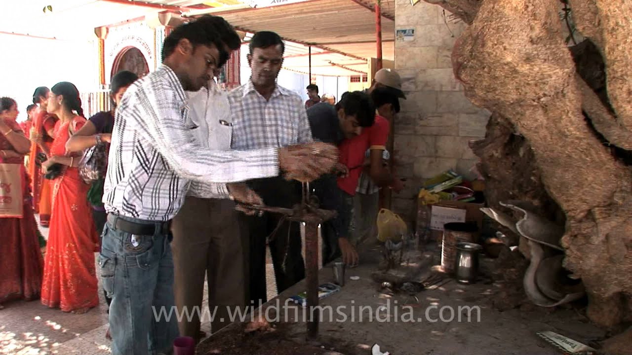 Dandi Hanuman Temple in Dwarka - YouTube