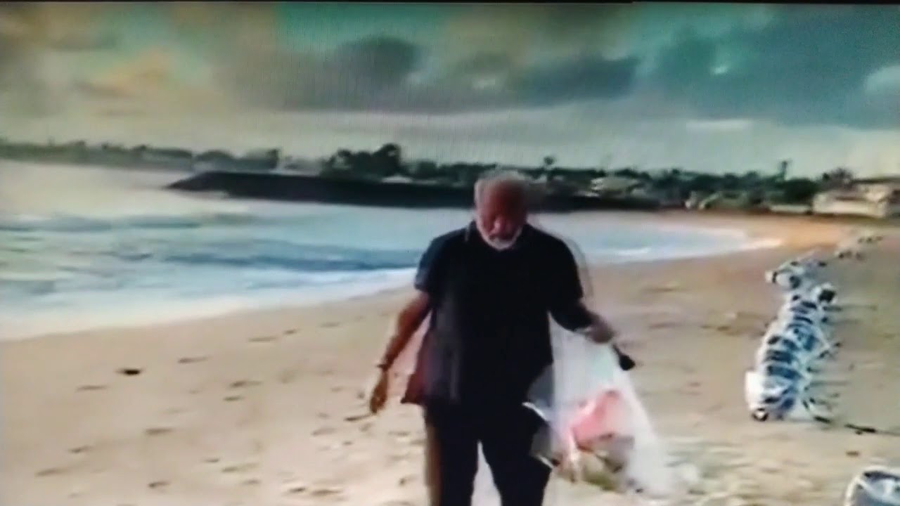 PM MODI - CLEAN BEACH - YouTube