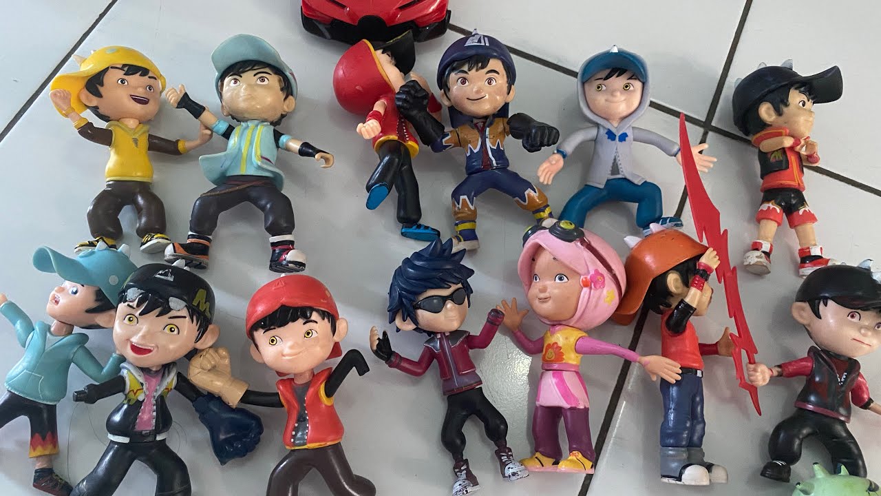 Koleksi mainan boboiboy galaxy - YouTube