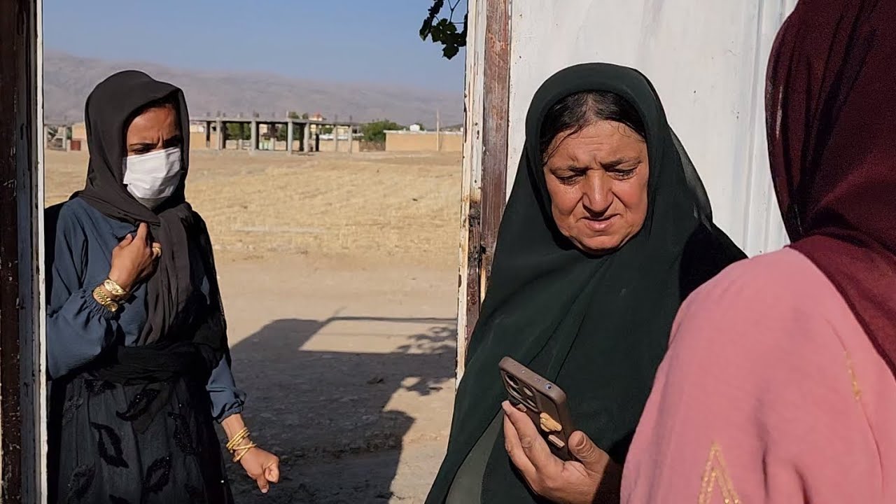 A mother's search for her missing children... - YouTube