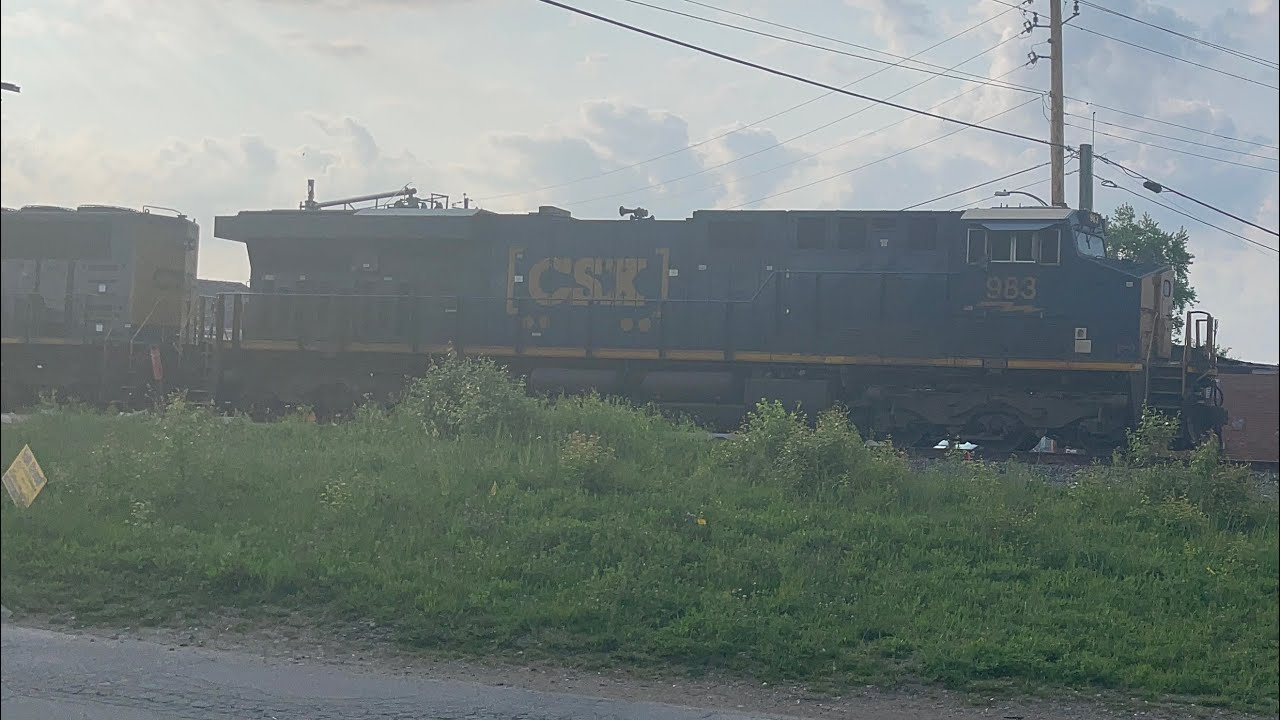 CSX 983 West Lawrence IN 5/19/23 - YouTube