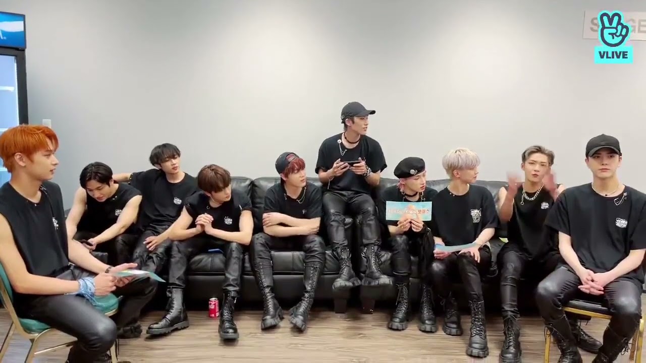 [THE BOYZ VLIVE 220602] chicago love ️ ️ ️ [ENG] - YouTube