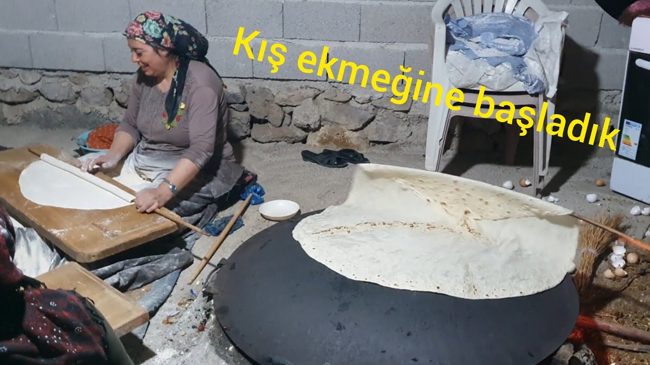 KIŞLIK EKMEK YAPIMI BAŞLADI NASIL GEÇTİ ️EL BİRLİĞİYLE 110 KILO unla ...