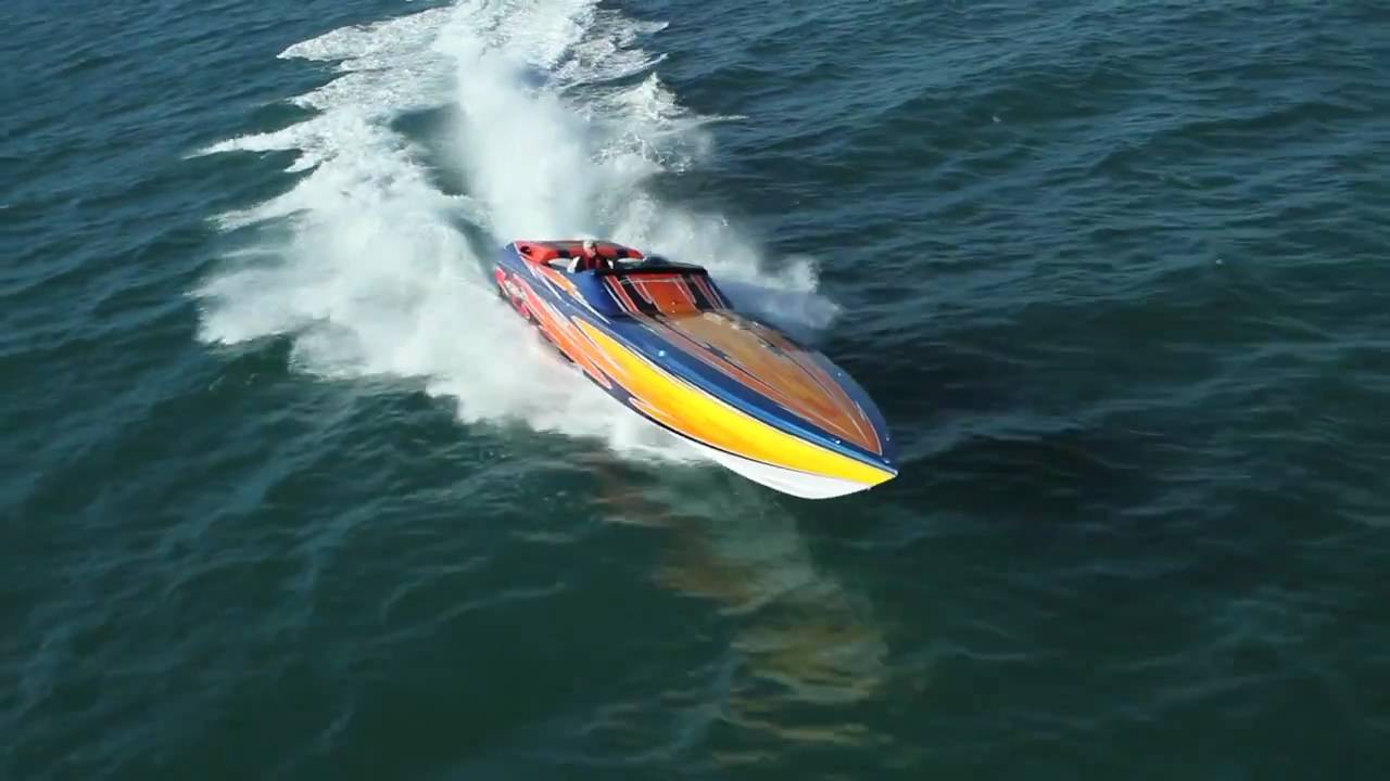 Cigarette Racing Team - 46' XP - YouTube