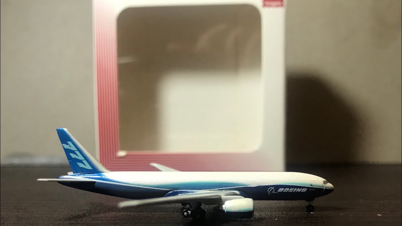 Hogan Wings Boeing B777F House Color 1:1000 Scale Unboxing - YouTube