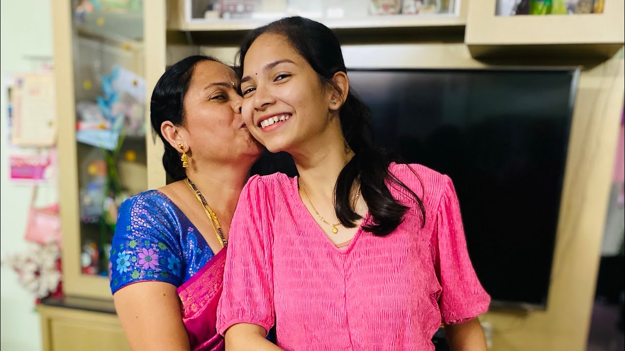 Happy Mothers Day Ammaa ️🌎||Gifting my mom something precious with my ...