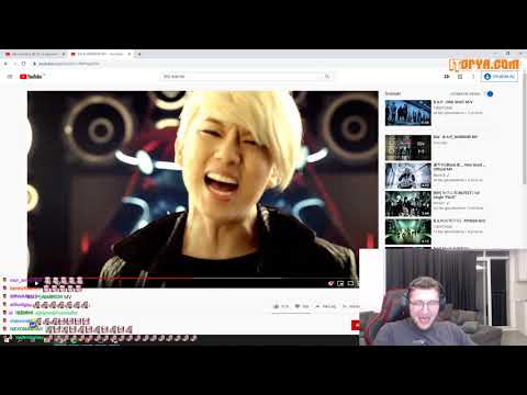 EFE UYGAÇ BOŞ EŞLİĞİNDE BTS ŞARKISI SÖYLÜYOR