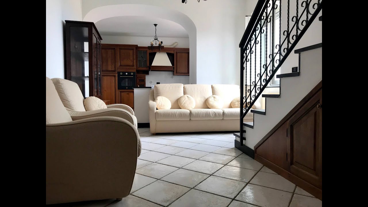 RUSTICO RISTRUTTURATO - YouTube