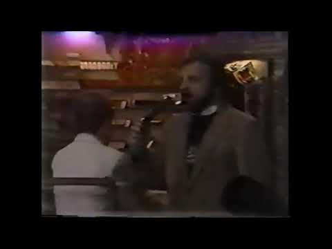 Chicago Stadium Blackhawks National Anthem Wayne Messmer and Bob Raatz ...