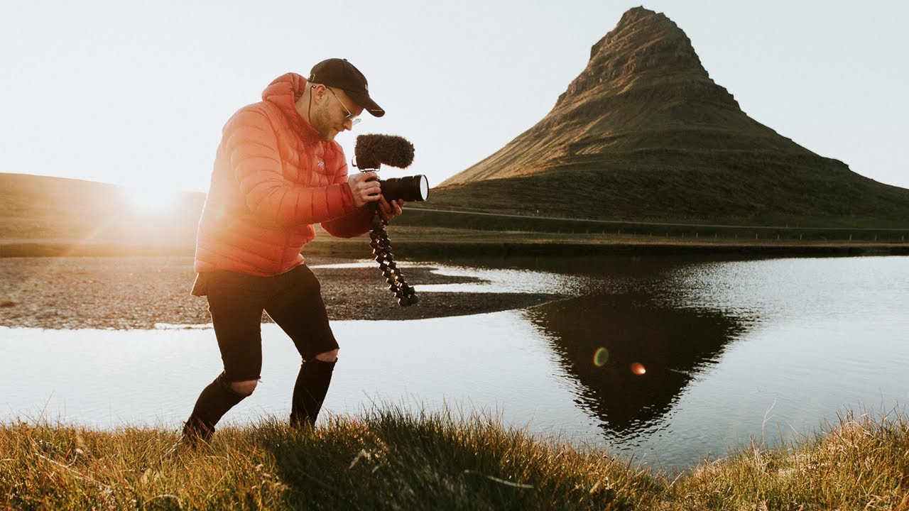 BEST VLOGGING CAMERA SETUP OF 2019 - YouTube