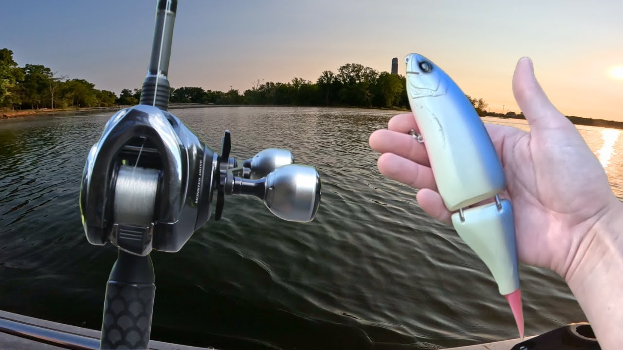 Fishing for Shallow Fall Bass! - YouTube