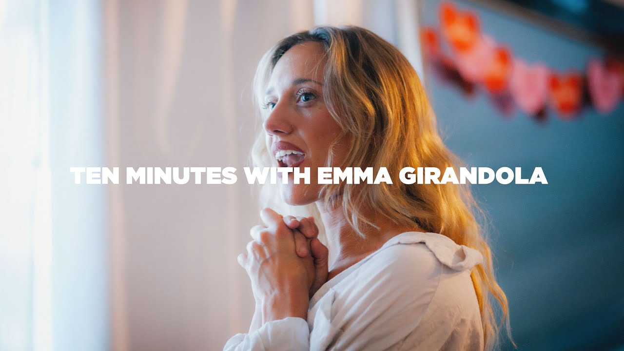 Ten Minute Photoshoot with Emma Girandola - YouTube