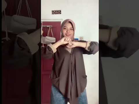 Live BIGO hijab bikin ..... #bigo #bigolivejualanonline #bigoliveuniversal #gemoy #live #hijab #duet