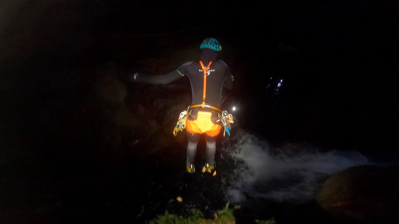 Blackriver siamo Tornati!!!! Night Canyoning - YouTube