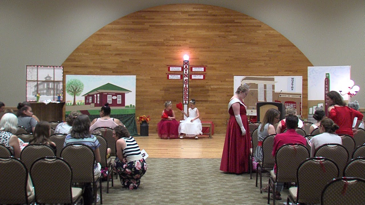 2018 Hopkins Raspberry Festival Junior Coronation - YouTube