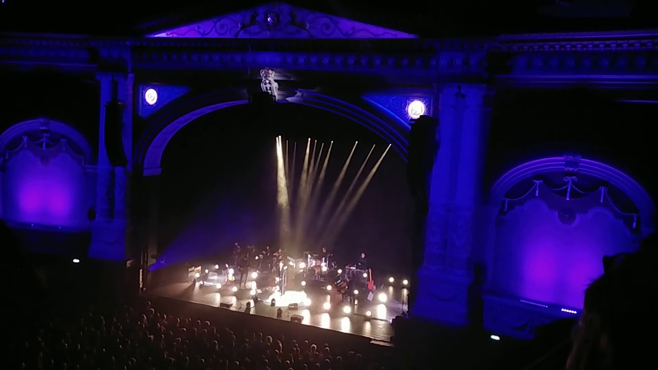 HAEVN - Finding Out More (Live @ Carré 5/10/18) - YouTube