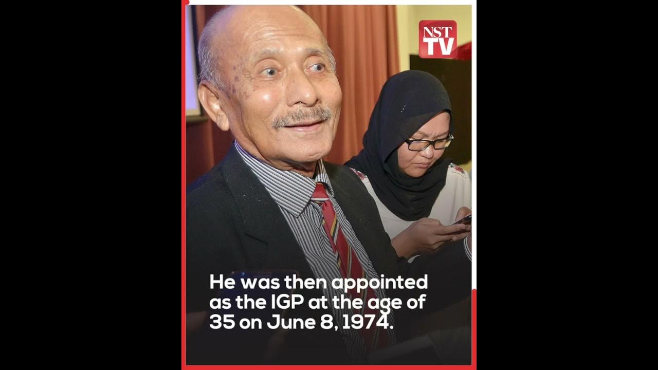 Ex-IGP Tun Hanif Omar dies - YouTube