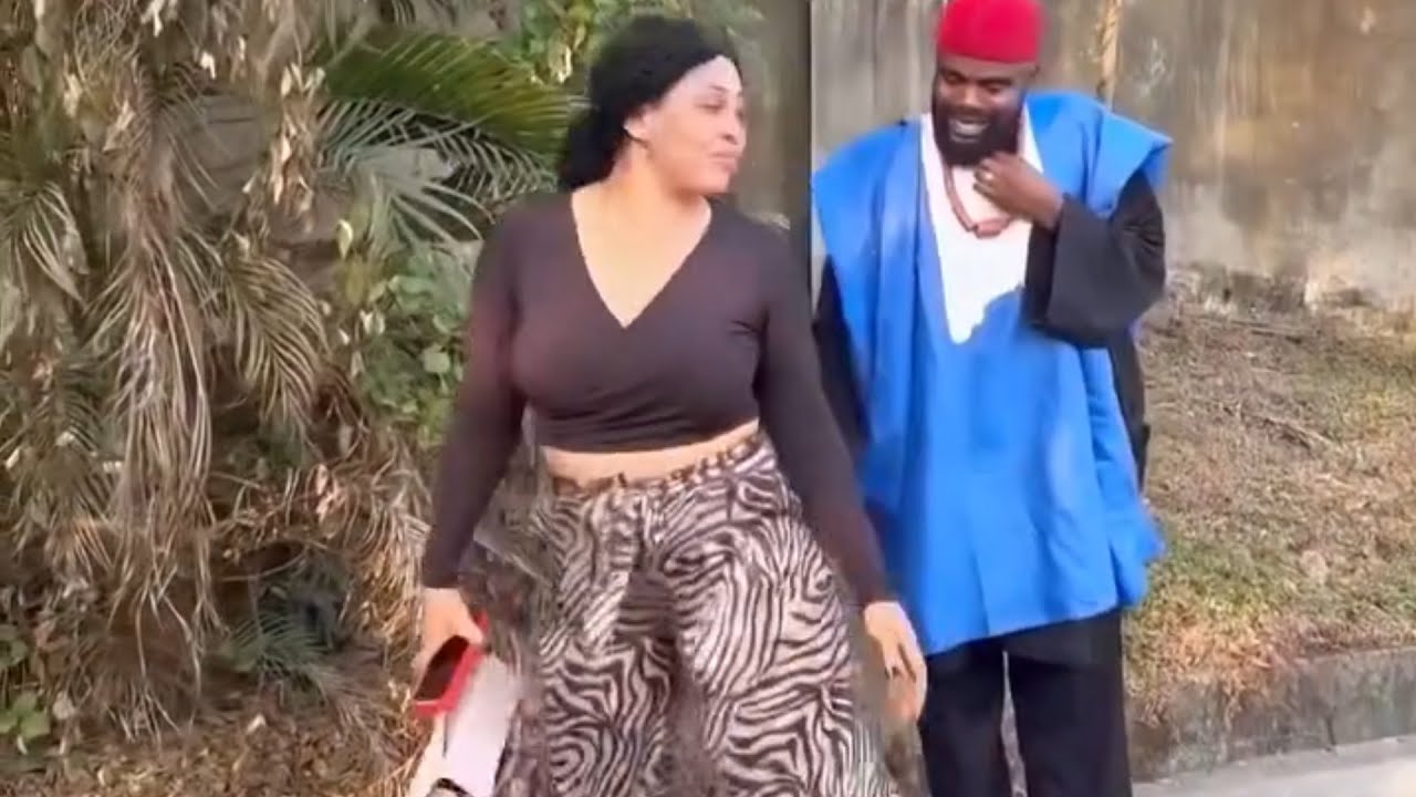 OMG the girl carry oo | Fine Bebe 😍😍Chief Imo Comedy | this Cameroon go ...