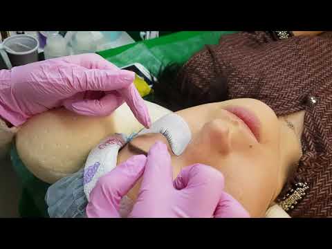 Как правильно и быстро клеить патчи для изоляции нижних ресничек при наращивании.