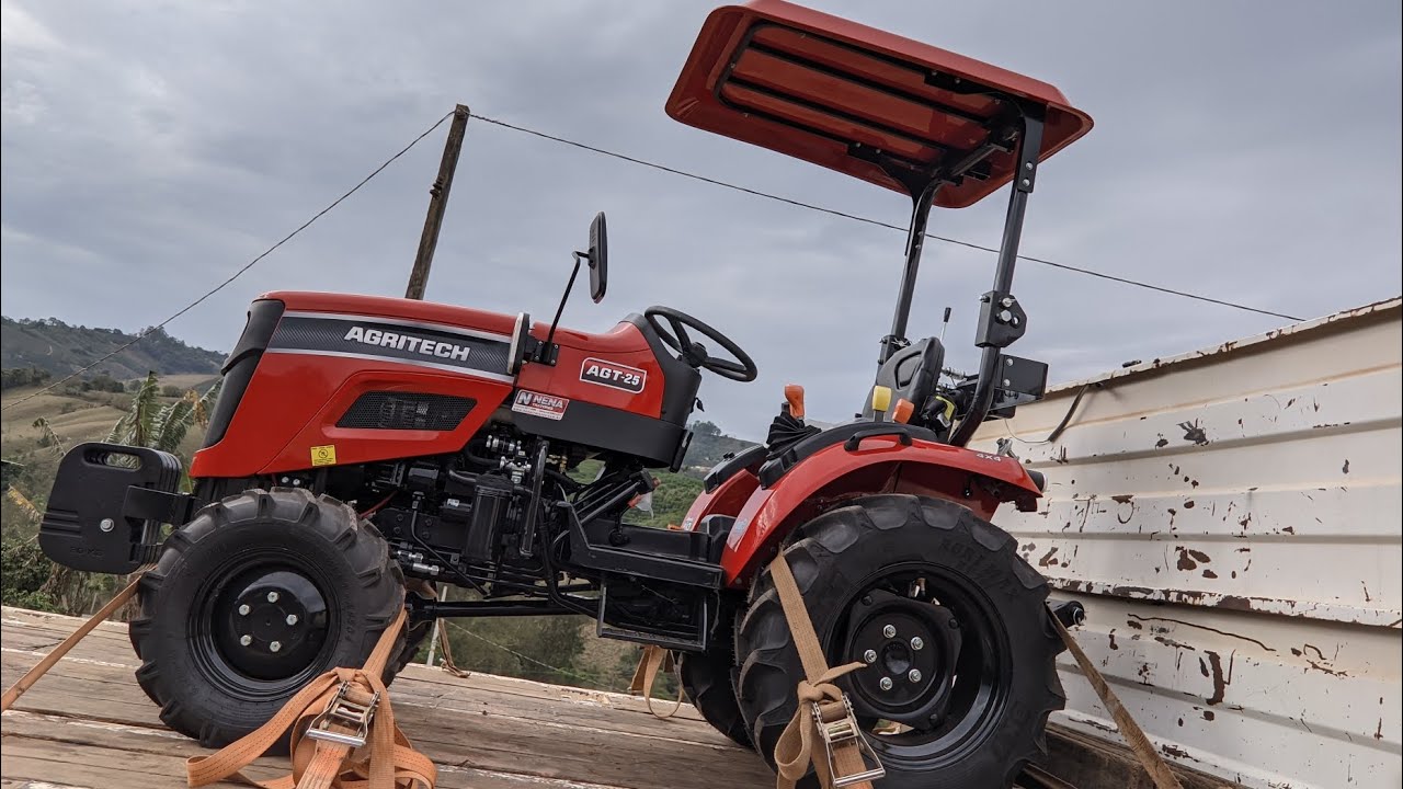 Entrega do AGT-25 da Agritech. - YouTube