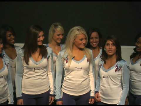 Cheerleaders Science - YouTube