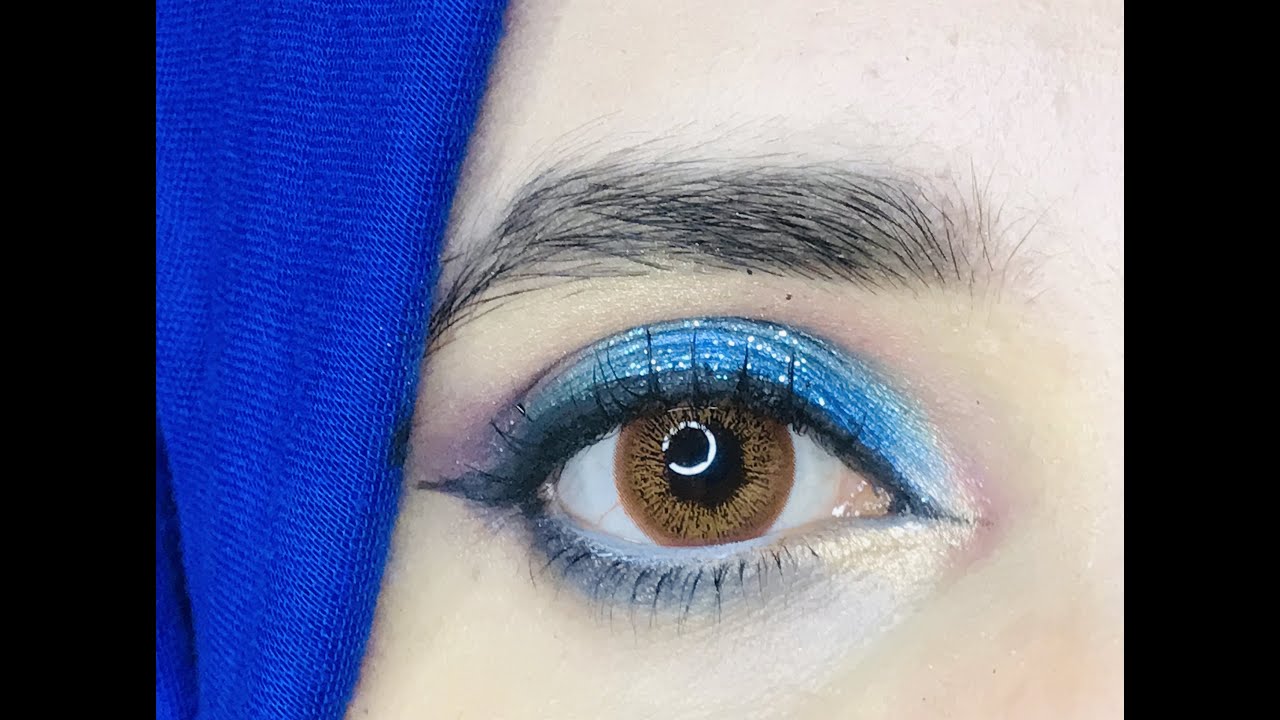 Easy eye makeup tutorial for beginners step by step.Blue easy eye look by Makeup With Zamima ...