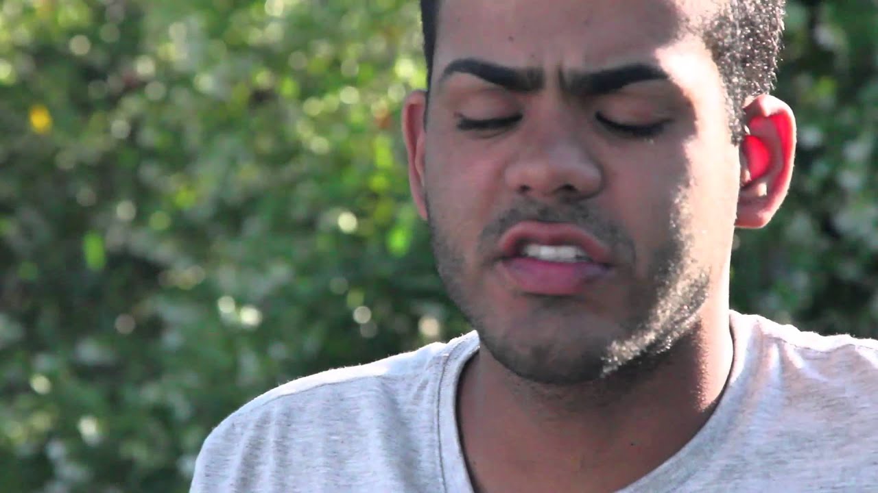 Blind Surfer Derek Rabelo Surfs the World's Most Dangerous Waves and ...