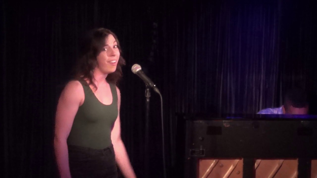 Molly Higgins singing 'Lost' - YouTube