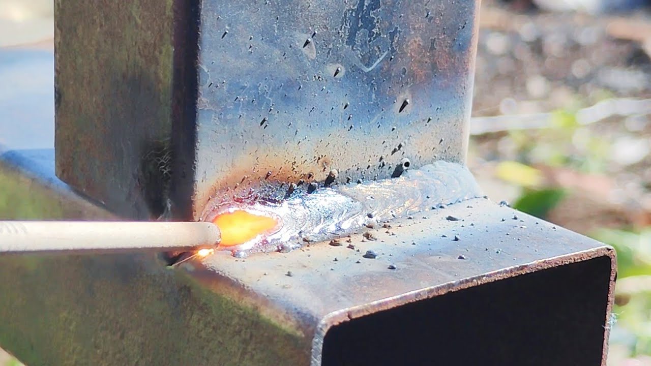 Welding technique for beginners on square pipes - YouTube