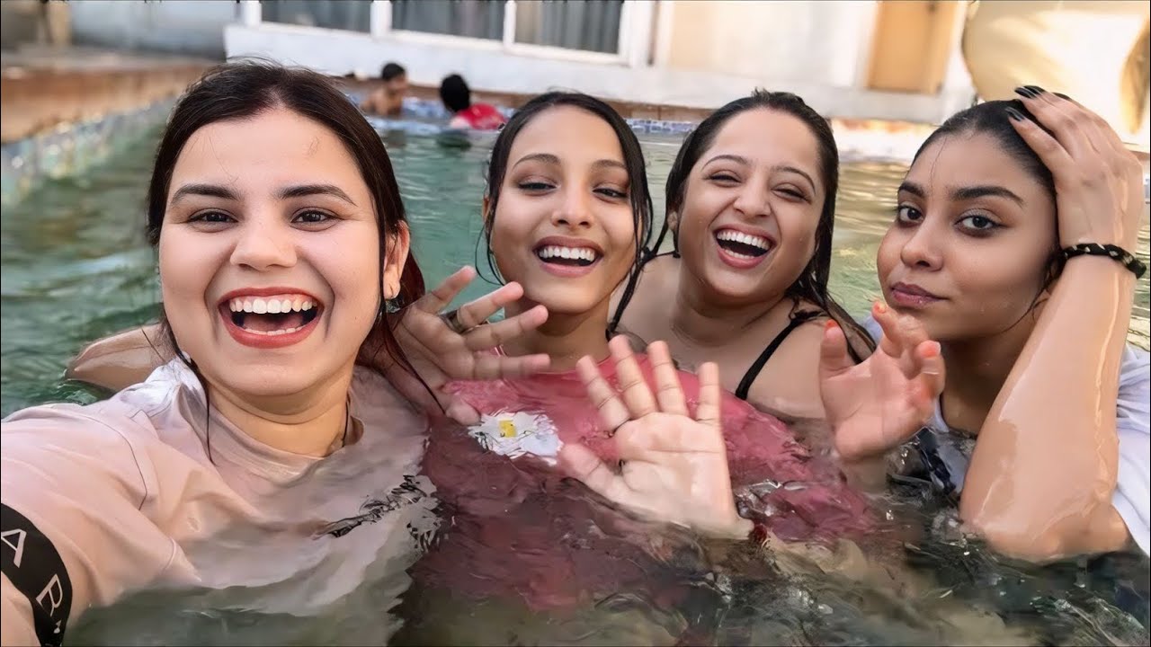 Swimming 🏊‍♀️Pool Mein Ki Masti 😍| Day-2 | Neha Jangra Vlogs - YouTube