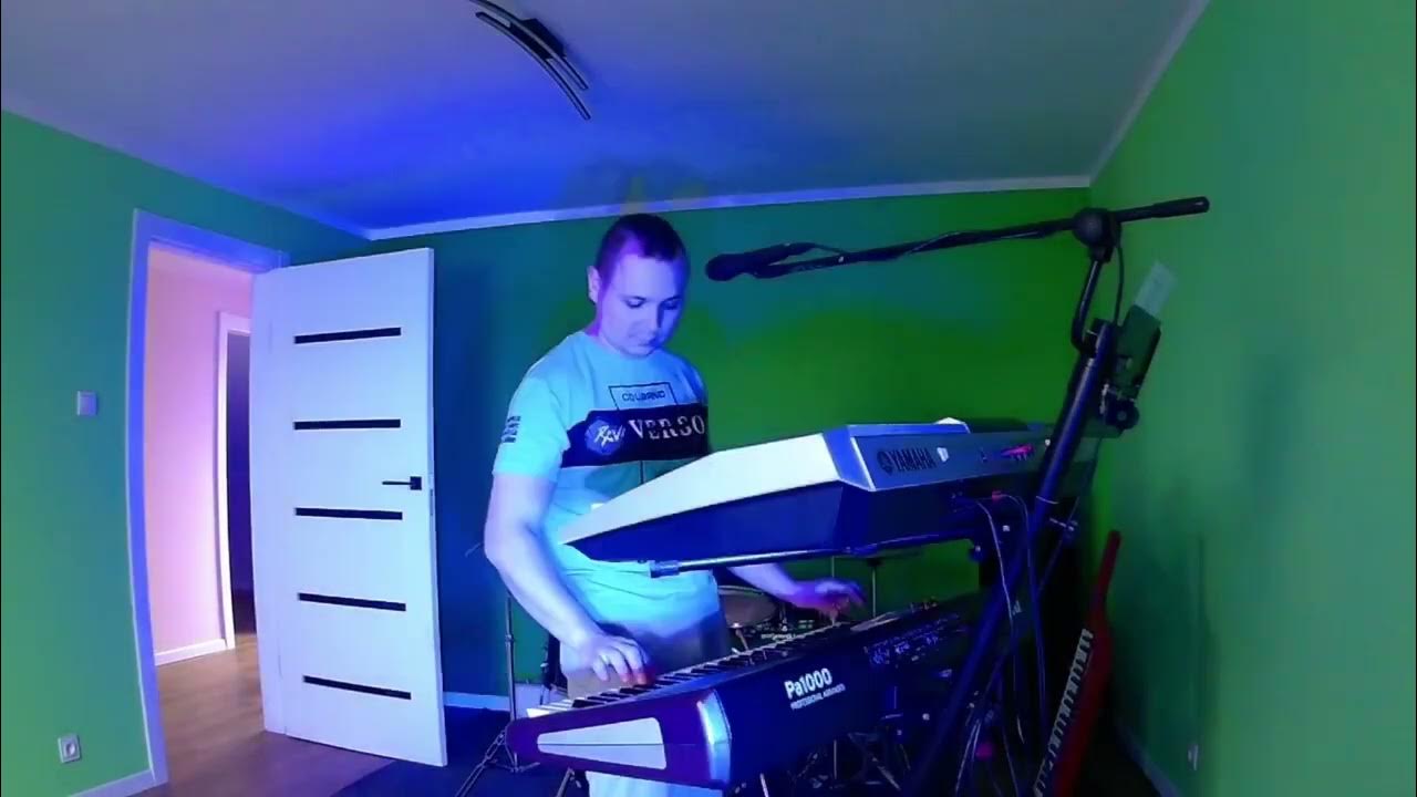 ADI - Przez Twe oczy zielone ( Akcent) Zenek Martyniuk KORG PA1000 - YouTube