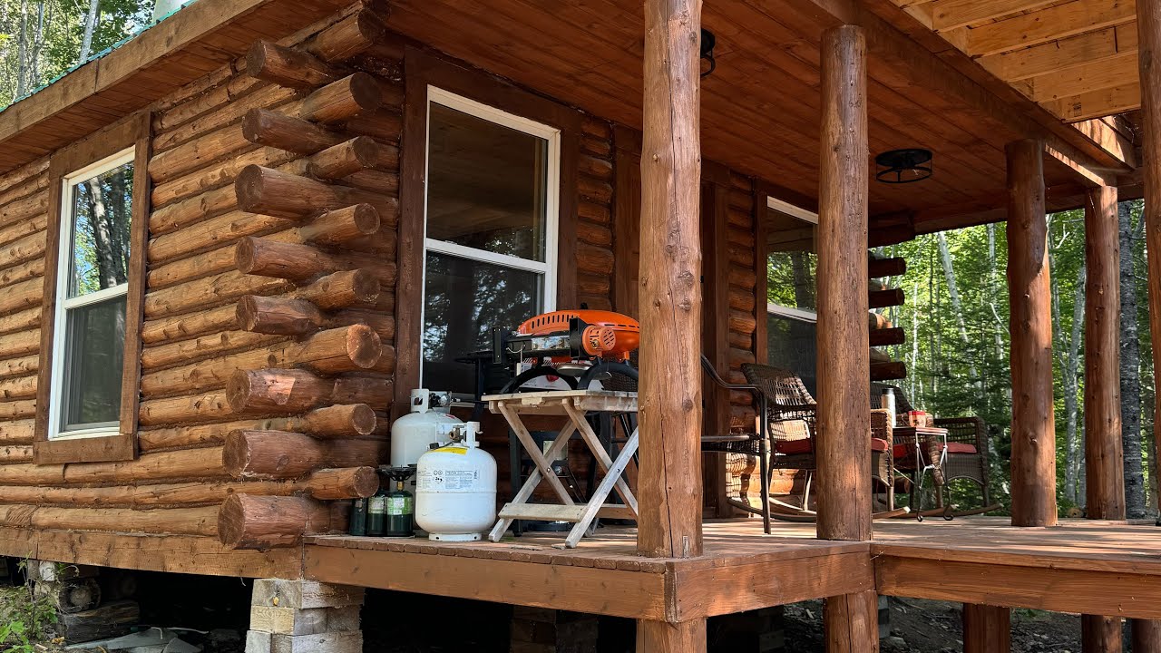 Building an off grid log cabin in the North, woodwork, survival. - YouTube