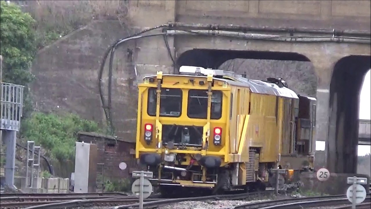 DR 80206 network rail stone blower - YouTube