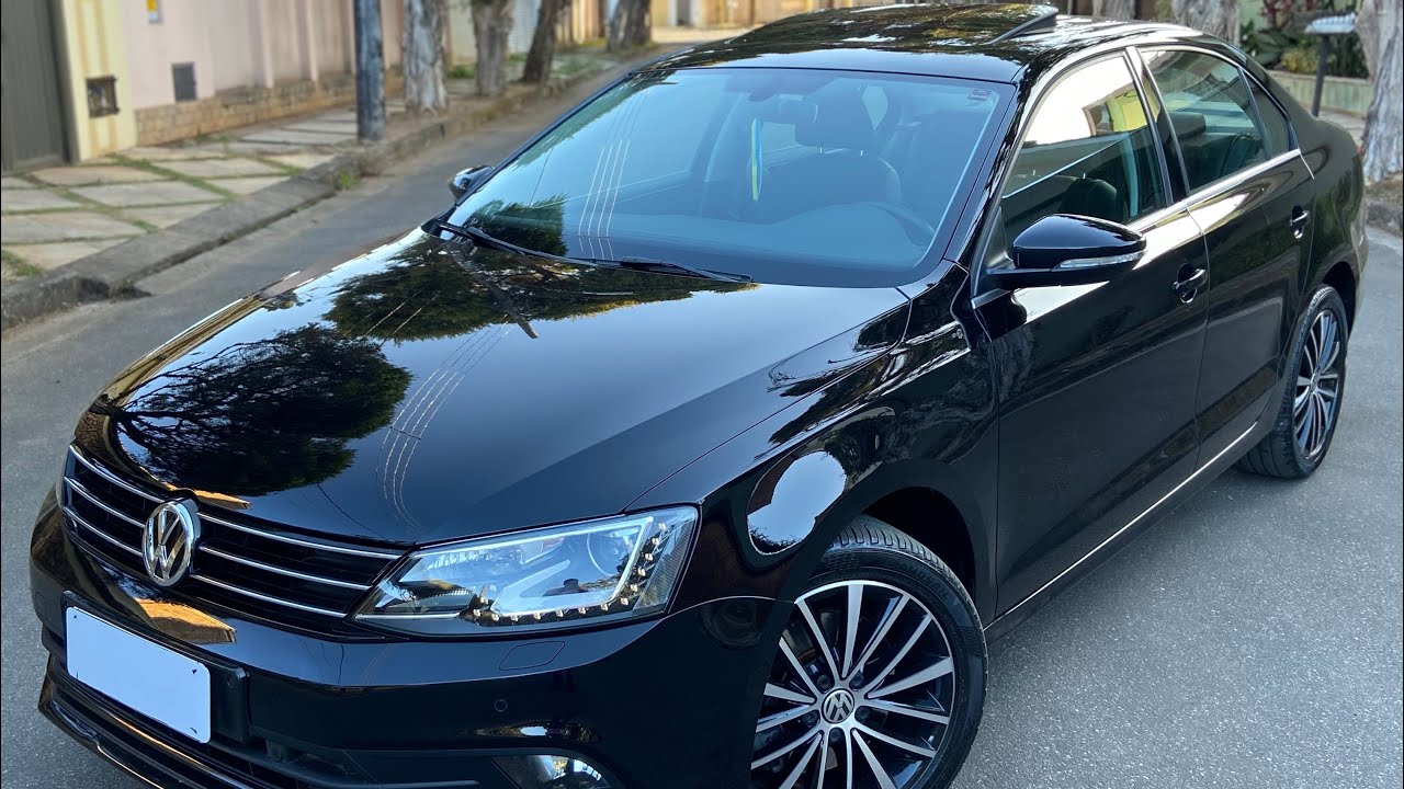 Jetta Highline 2.0 TSI 211 cv + 17/17 + Pacote Premium + Teto solar ...