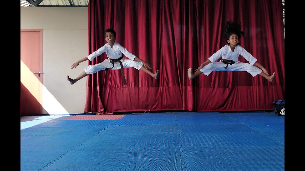 Toe Touch Jump performed by Kids at Rei - YouTube