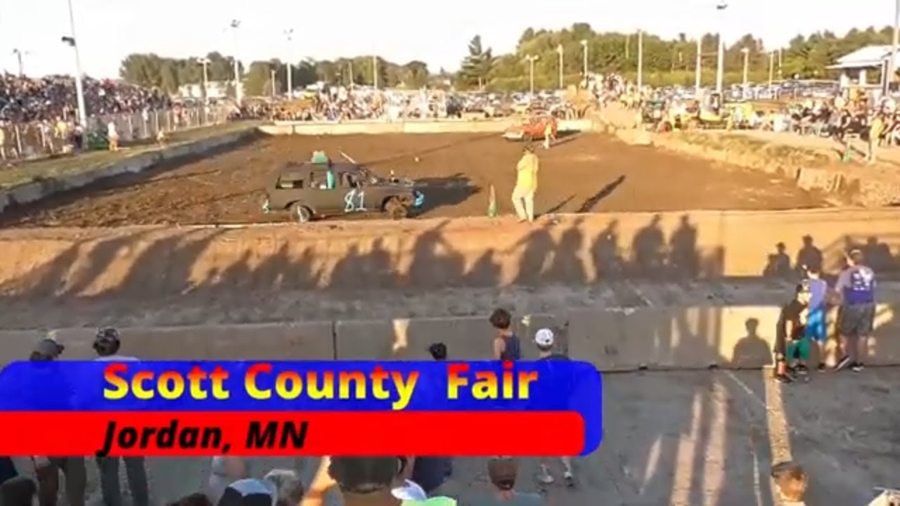 MIGHTY minis (Scott County Fair) - YouTube