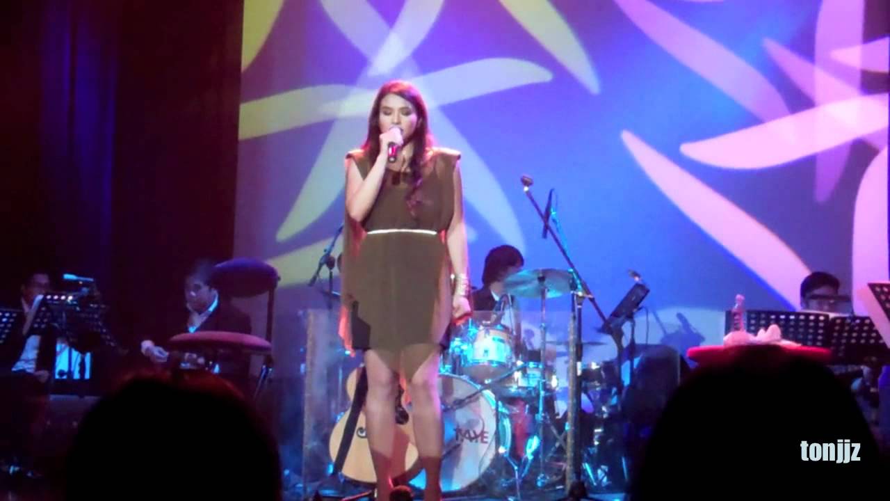 Zia Quizon: Put Your Records On - YouTube