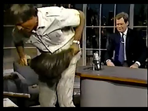 Jack Hanna Bitten by a Beaver - David Letterman December 1988