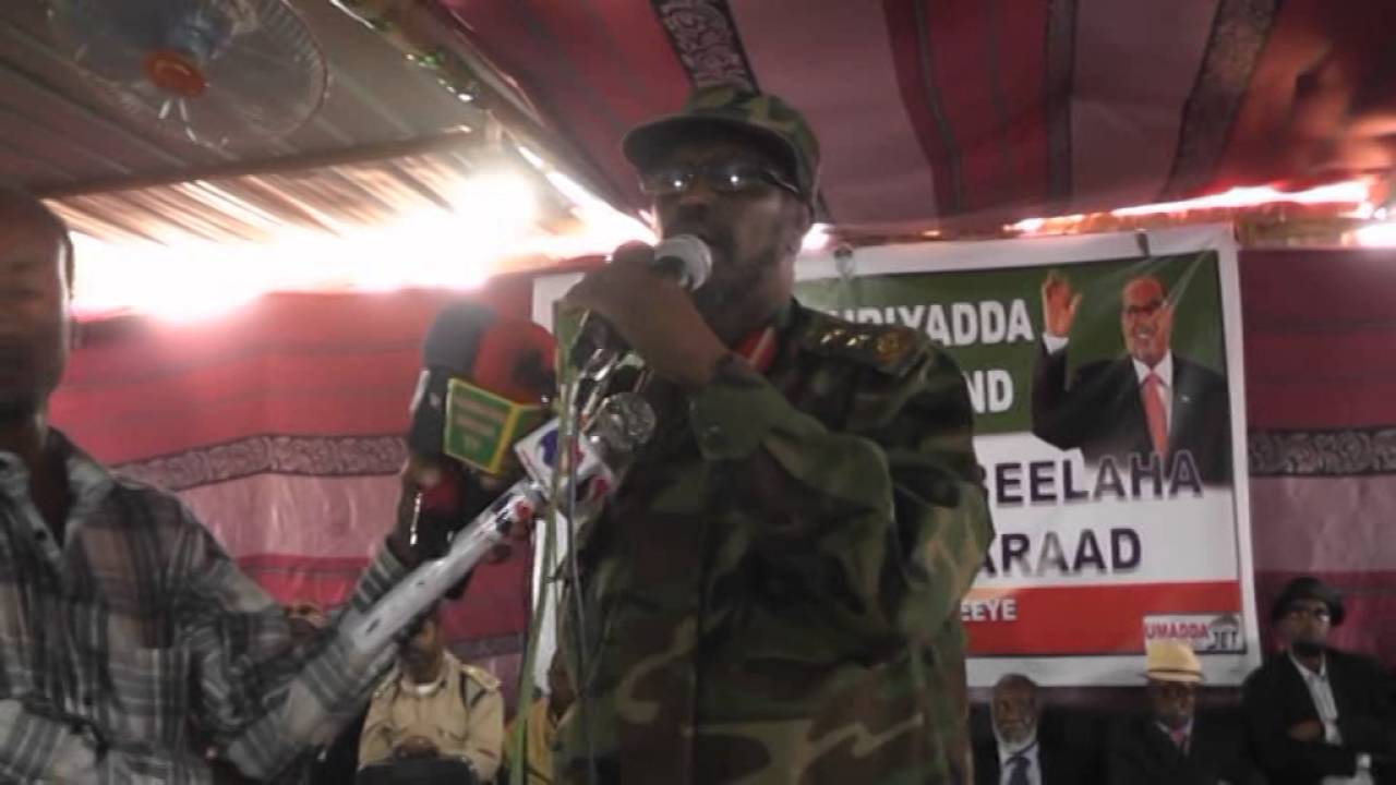 Taliye Mahad Canbaashe muxuu kayidhi shirkii adhi cadeeye - YouTube