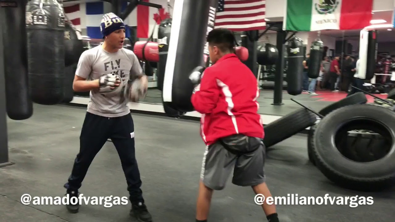 Boxing Family Fernando Vargs Kids -- Amado Vargas and Emiliano Vargas ...